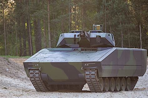 U S Army Spends 1 6 Billion On M2 Bradley Replacement The Xm30