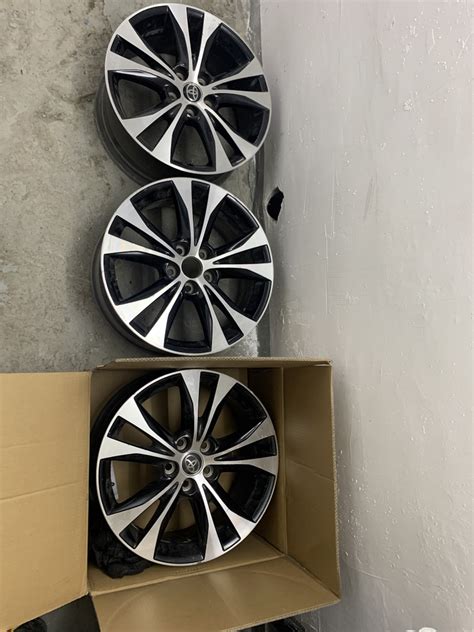 Диски — Toyota RAV4 (IV), 2,5 л, 2013 года | шины | DRIVE2