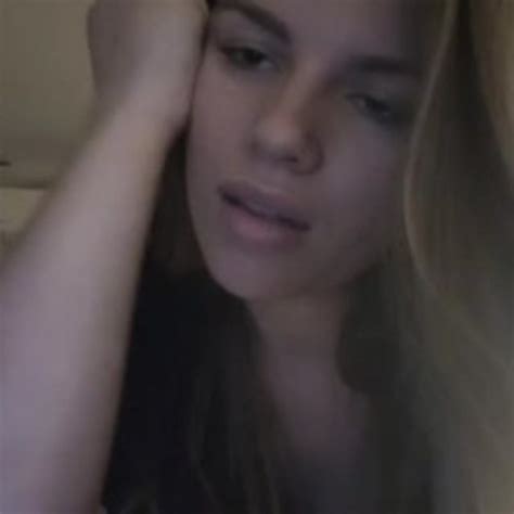 Looking For The Name Of This Girl If Anyone Knows Full Video 1338119 ›