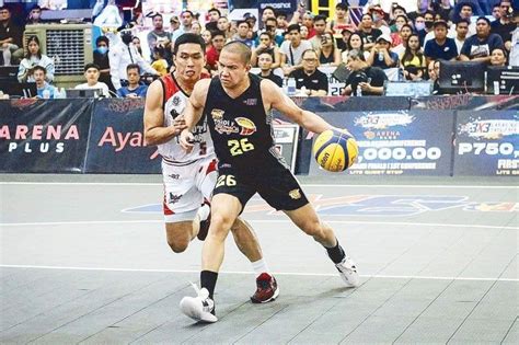Triple Giga Chase Fifth Conference Title