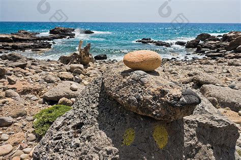 希腊克里特岛西南海岸考古遗址附近的海岸海 包图企业站