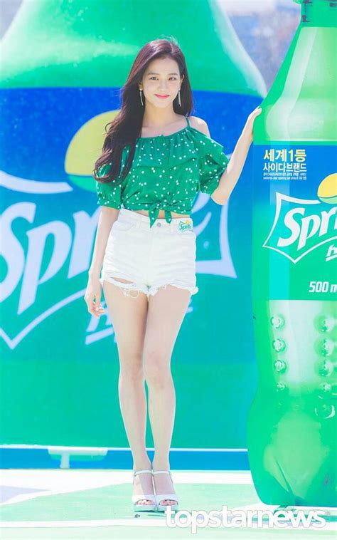 Jisoo Black Pink Blackpink Jisoo Blackpink Blackpink Fashion