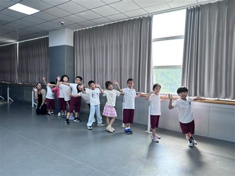 萌新初体验，成长新启航 ——北外国际学校小学部开启新学期 北京外国语大学外籍人员子女学校网站
