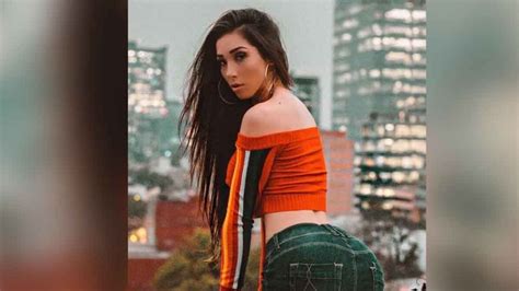 Danik Michell Paraliza Instagram Al Posar En Lencería Frente Al Espejo Tribuna