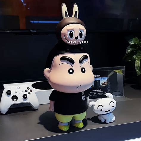 【2 7万人收藏】蜡笔小新手办拉布布小新可爱潮玩公仔电视柜桌面摆件玩偶女生礼物houde667 My20250222 Shopee Malaysia