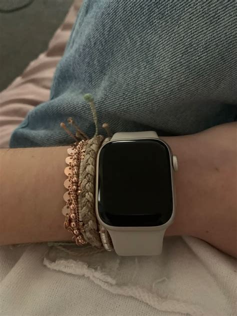 Apple Watch With Stylish Bracelets