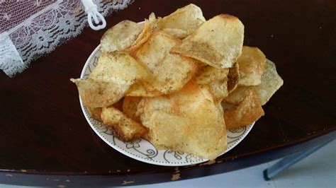 用薯片做吃的 薯片做的小吃 吃不完的薯片怎么做菜 大山谷图库