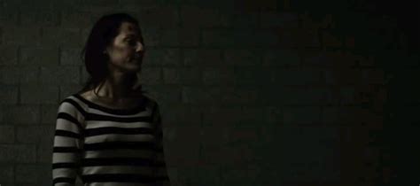 Babette Holtmann Nue Dans Caged Ii