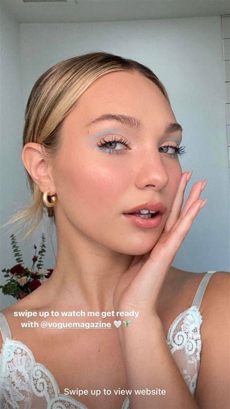 Maddie Ziegler Scrolller
