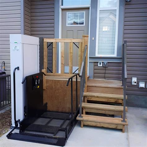 Wheelchair Platform Lifts For Homes Wheelchair Ramp In Garage Low