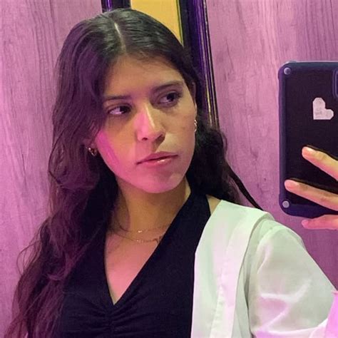 Nataly Alvarez Nat Alvarez • Threads Say More