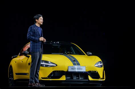 小米 迟到的直播”：雷军回忆纽北往事，su7 Ultra将亮相广州车展