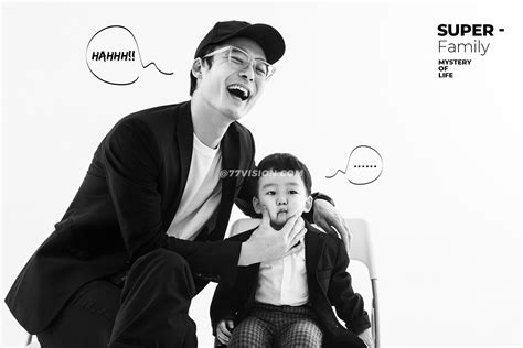 番号001 全家福客片 77VISION婚纱摄影