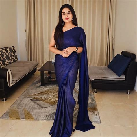 sruthy lakshmi r malluhorny