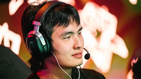 Iceiceice Wants To Take His Time Finding Another Dota 2 Team After