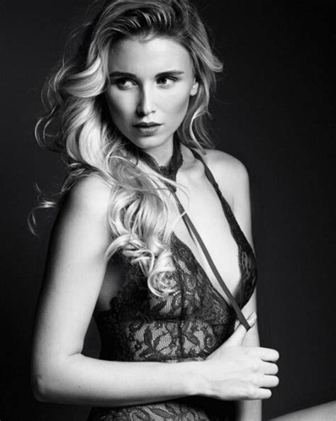 La Pareja De Marco Reus A Tribunales Por Sus Posteos En Instagram Infobae