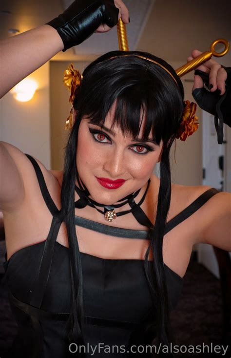 Ashley Barron Sets Hentai Senpai S Paradise