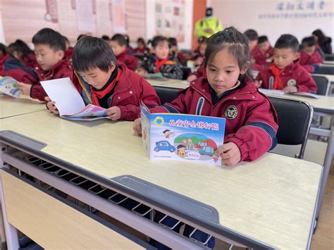 湖州市织里实验小学教育集团：交通安全进校园，平安出行伴成长