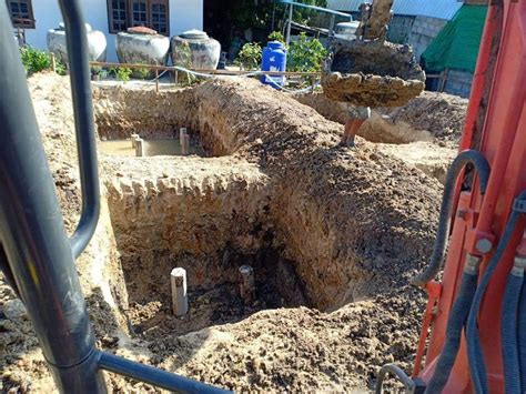 รับเคลียร์ริ่งพื้นที่ 🚜 เปิดฟุตติ้ง 🚜 วางบ่อบำบัด 🚜 ถังแซท 🚜 ถมดิน 🚜รถรับจ้าง