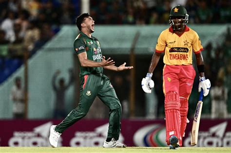 Taskin Ahmed Celebrates Clive Madandes Wicket