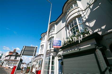 영국 로얄 턴브리지 웰스에 있는 사무실 오래된에 대한 스톡 사진 및 기타 이미지 오래된 임대 거리 Istock