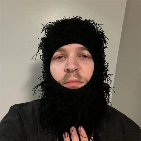 Clu Clu • Threads Say More