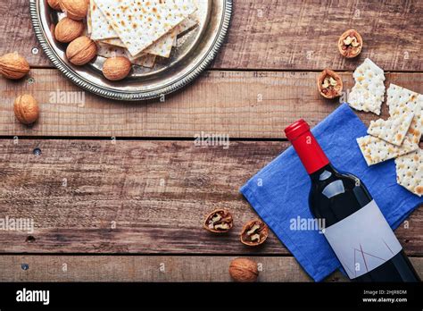 Matzah Red Kosher And Walnut Metal Tray Traditional Ritual Jewish