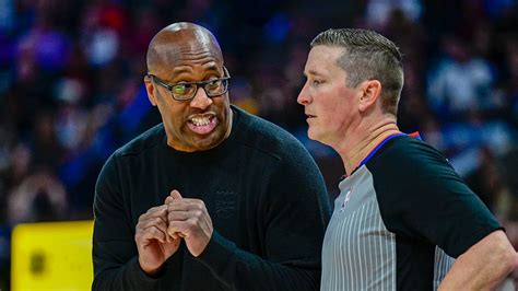 Kings Coach Mike Brown Upset With Nba Fans All Star Game Voting Fox News