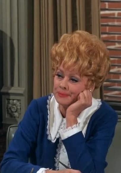 Watch Heres Lucy S01e15 Lucy And The Ex Con Free Tv Shows Tubi
