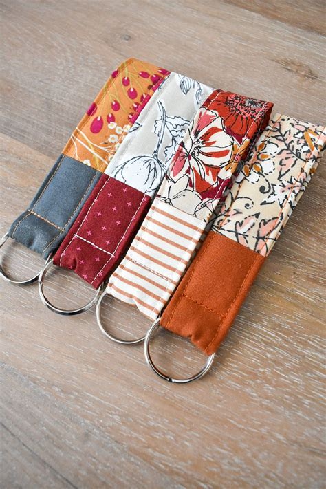 Scrap Key Fob Tutorial Small Sewing Projects Sewing Machine Projects Diy Sewing Projects