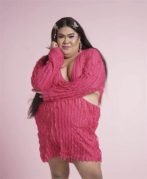 Rowell Divina Official