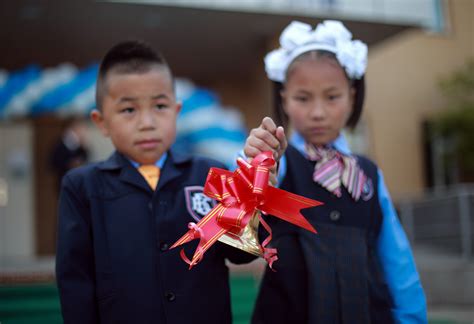 Д Сумъяабазар Хичээлийн шинэ жил хүүхэд бүрд шинэ алхам шинэ зорилт