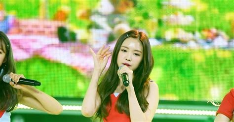 에이핑크 손나은 가녀린 듯 탄탄한 몸