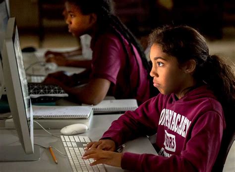 Exploring Computer Science Design And Engineering In Middle School Morgan Park Academy