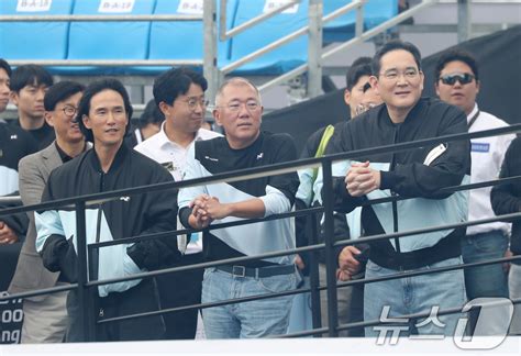 현대 N X 토요타 가주 레이싱 페스티벌 찾은 이재용·정의선·조현범 뉴스1