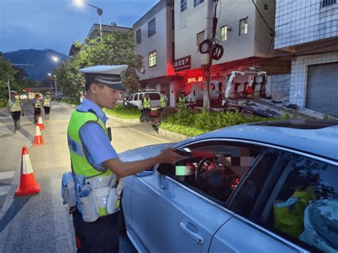 韶关交警全市全域夜查酒驾！切忌侥幸心理！酒精测试摩托车