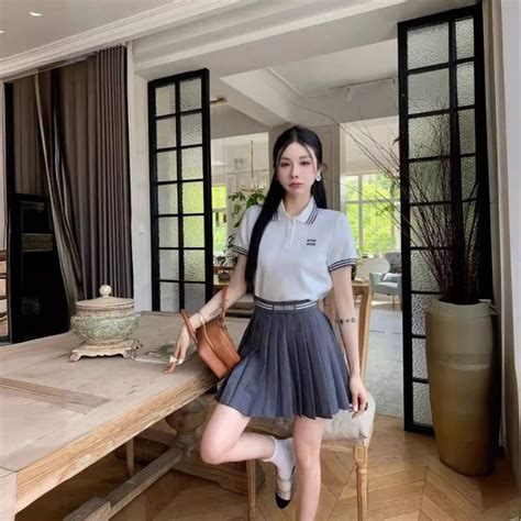 Комплект одежды Женский Miu Miu Спортивный серый размер 42 Хлопок рост 160 175 Китай Лето