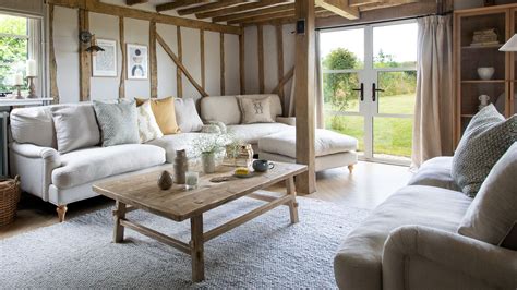 What Colours Are Replacing Beige In 2025 Experts Reveal Ideal Home