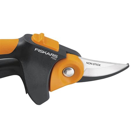 Powergear2™ Softgrip® Pruner Fiskars