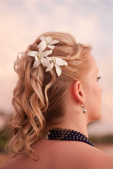 Needle And Thread Updo I Did In Maui Ear Cuff All Things Beauty Hair