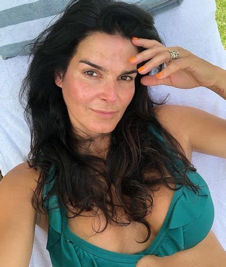 Angie Harmon Nude Sexy Photos And Topless Sex Scenes