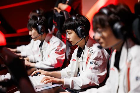 Tes의 반격 1옵션 바텀 앞세워 3세트 완승