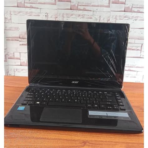 Jual Laptop Acer Ram Gb Hdd Gb Processor Intel Celeron Second Shopee Indonesia