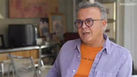 Μιχάλης Ρέππας Μετά το «safe Sex τα εισητήρια που έκοψε «Το Κλάμα Βγήκε από τον Παράδεισο