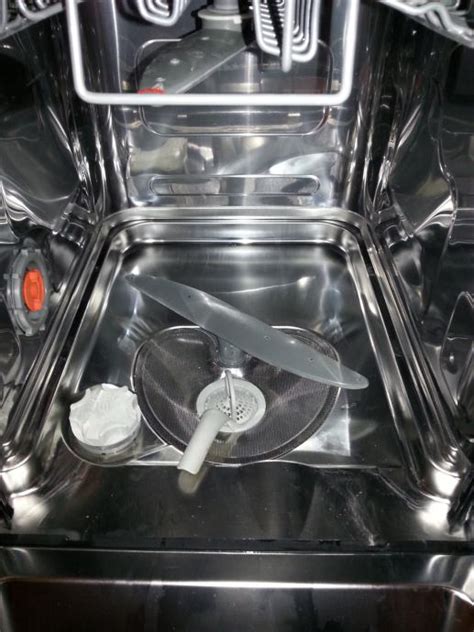 PERILICA POSUĐA ELECTROLUX INSPIRE ESF 45010