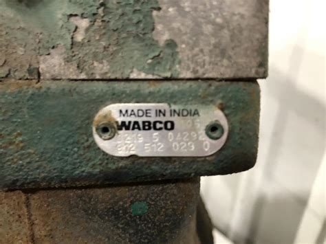 22016995 Volvo D13 Engine Air Compressor For Sale