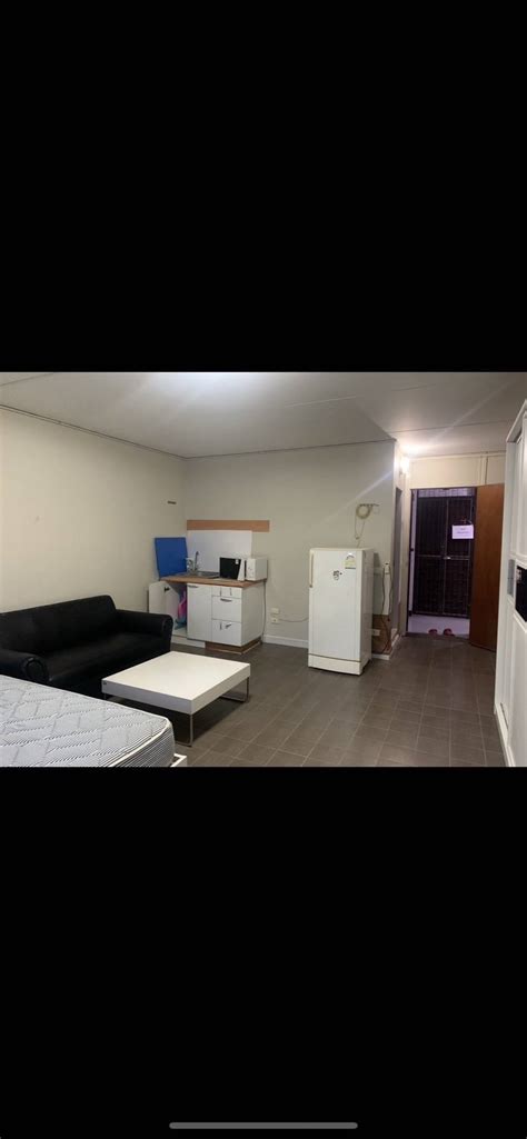 คอนโดเมืองทองธานี ซื้อ ขาย เช่า ให้เช่า ป๊อปปูล่า C4 ชั้น 14 วิวนอก ทาสีใหม่ ทำไฟใหม่ ผ้