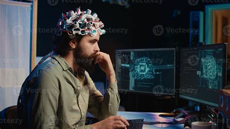 It Expert Using Eeg Headset And Machine Learning To Upload Brain Into Computer Gaining