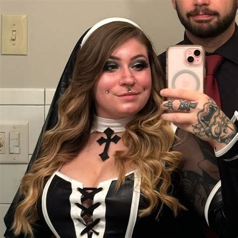 Carlee トッド Cat Todd • Threads Say More