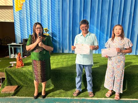 โรงเรียนเทศบาล 3 บ้านนาตาล่วง รองชนะเลิศอันดับ 2 เด็กภคพร หนูเซ่ง ป 6 2 Facebook